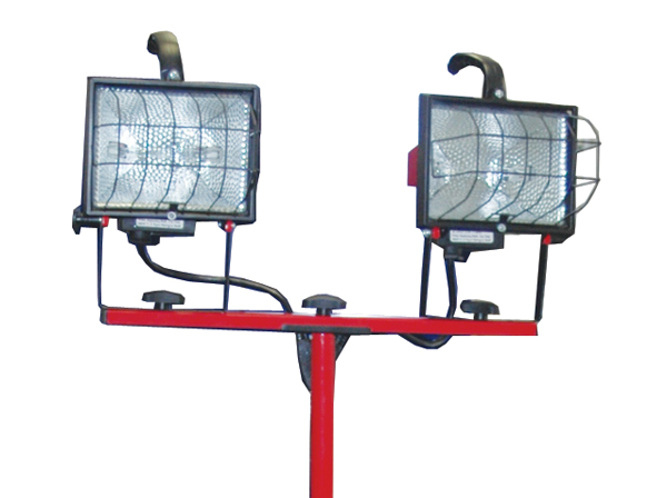 ATD-1000 - 1000-Watt Dual Head Quartz-Halogen Telescoping Work Light ...